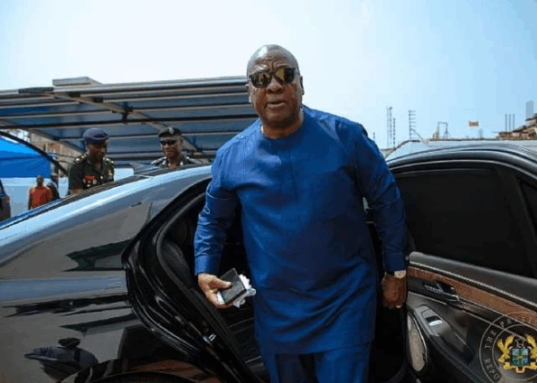 Mahama Sets Off for World Economic Forum – The Ghana Insider